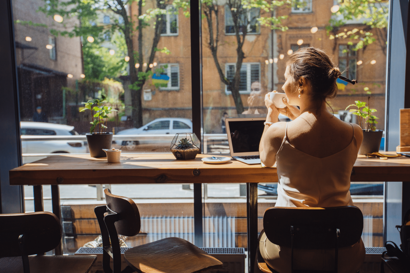 Manage your finances with our Helpful Tools - Community Bank
